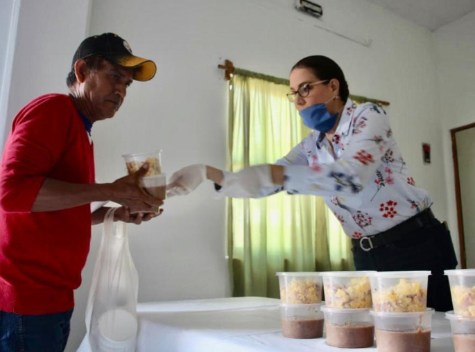 Comedor solidario continúa entregando 650 comidas diariamente ...