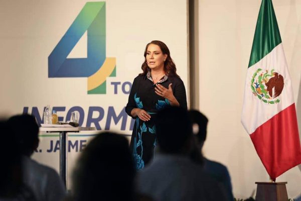 «La Esperanza llegó a quienes más lo necesitaron: Ana Esperanza Berumen ...